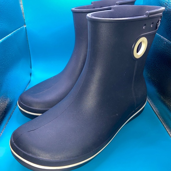 CROCS | Shoes | Crocs Womens Jaunt Navy Blue Rubber Shorty Pull On Rain ...